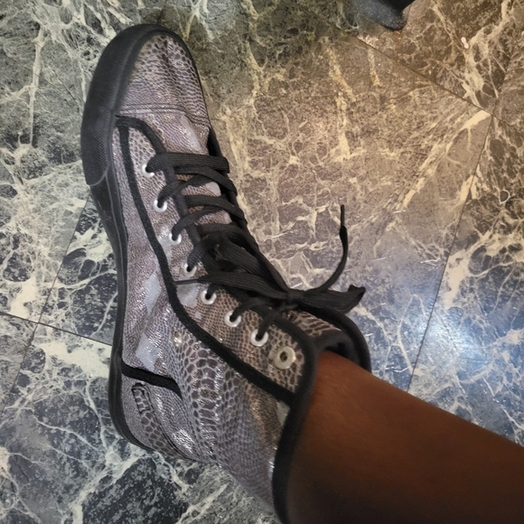 Apple Bottoms | Shoes | Apple Bottom Sneakers | Poshmark